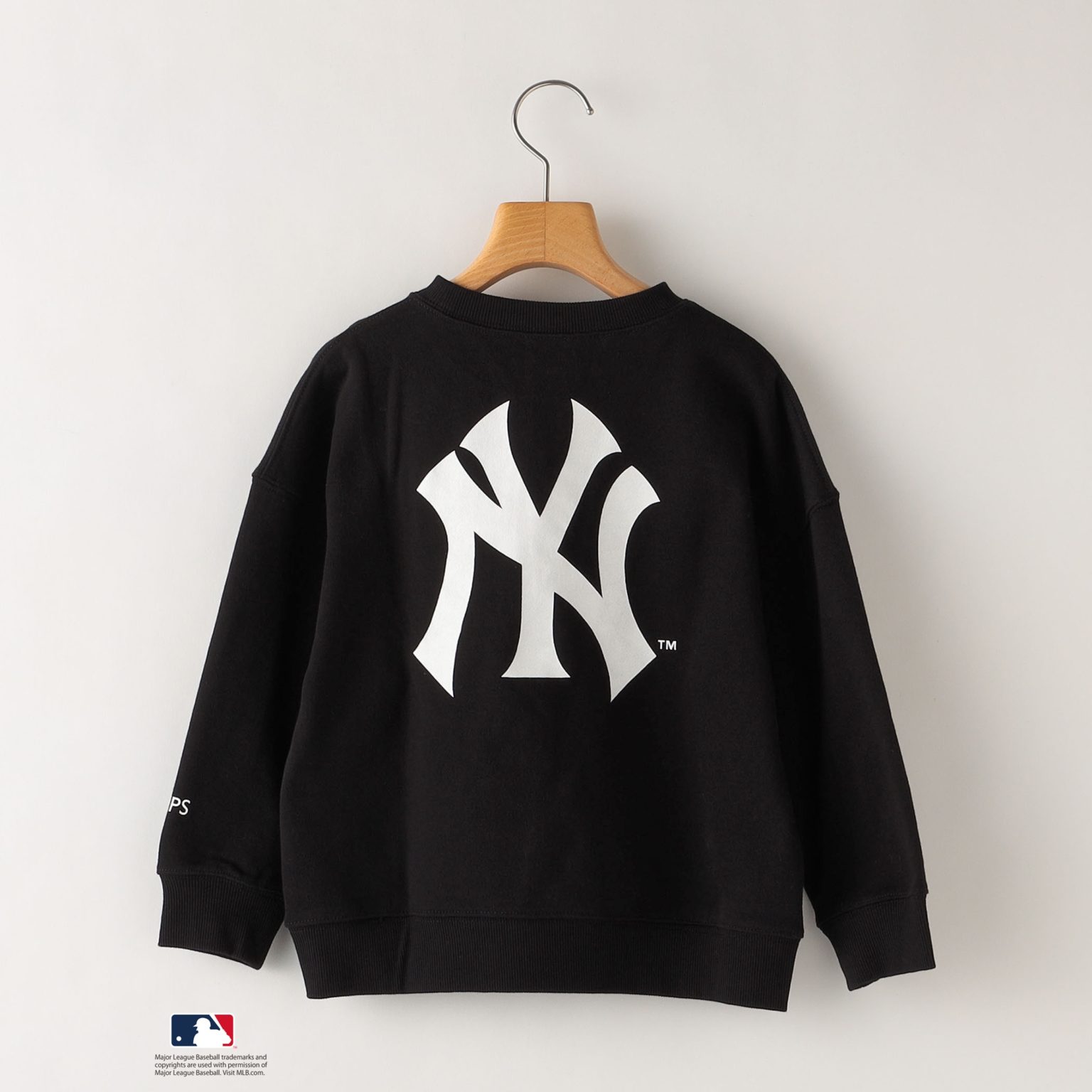 SHIPS KIDSからスヌーピー×MLBコラボアイテムが登場♪ | CHARADINATE（キャラディネート）