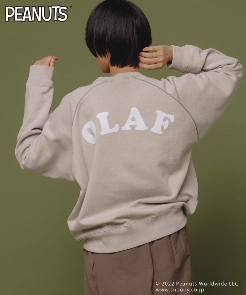 ルーズなシルエットが URBAN RESEARCHのPEANUTSオリジナルスウェット | CHARADINATE（キャラディネート）